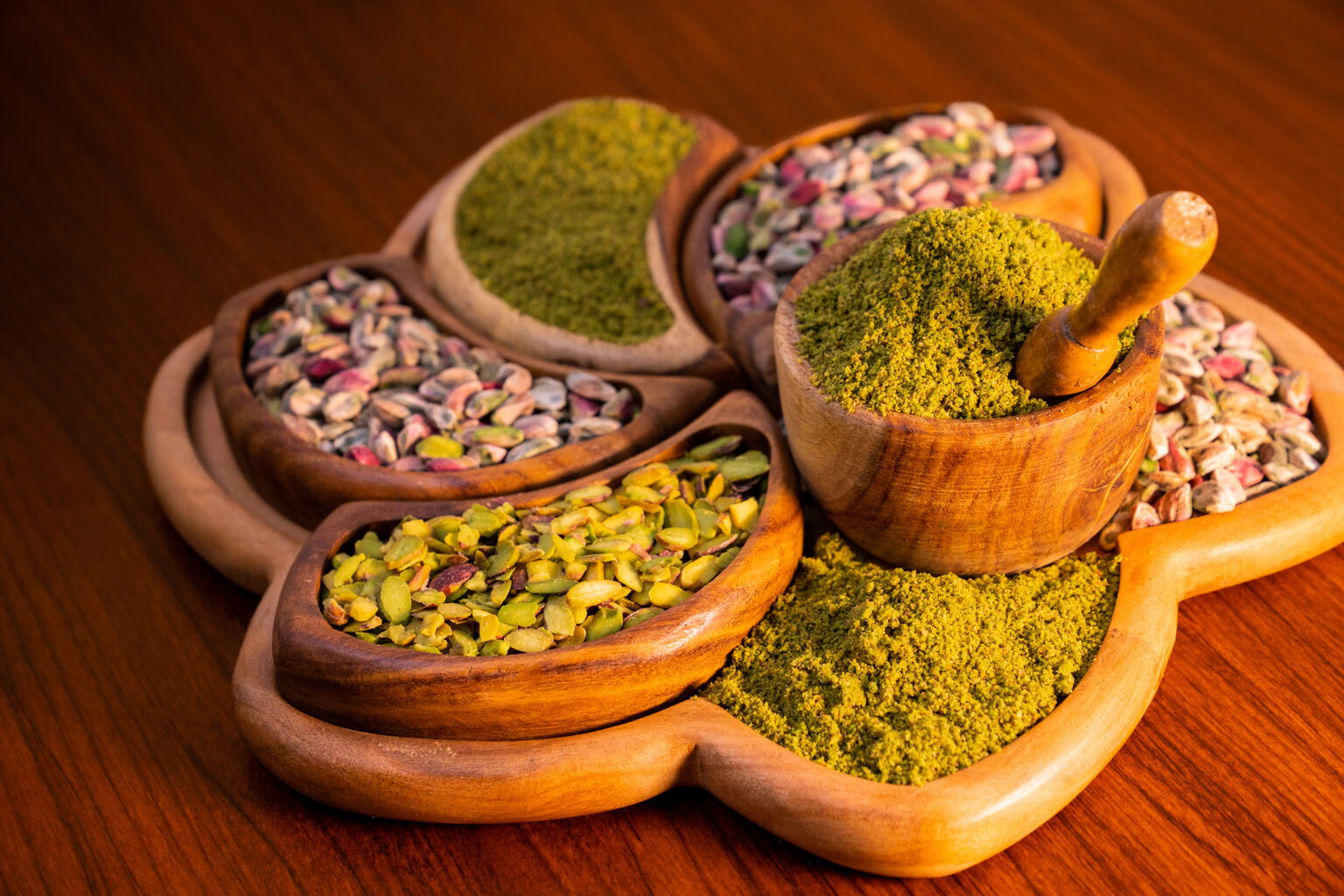 almogharbel-nuts.com